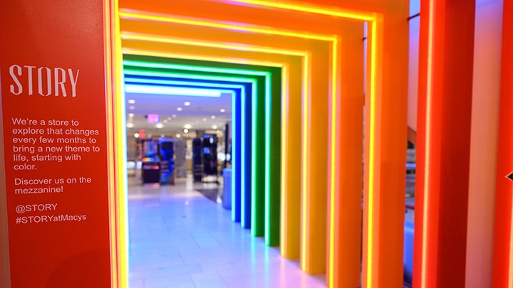 Macy’s Lights Up New Color STORY Installation | I+S Design